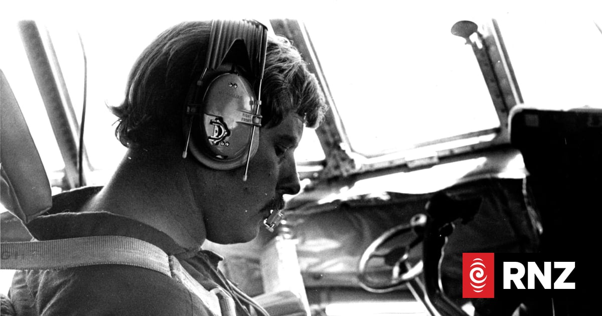 White Silence: 'had to grit your teeth and go do it' - Erebus recovery ...