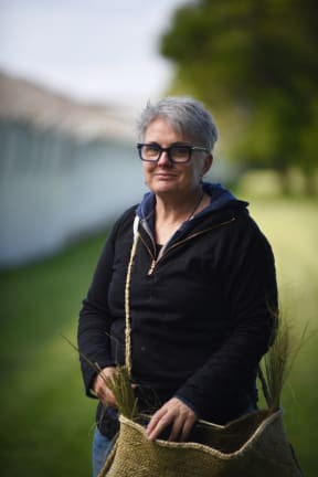 Dunedin artist Kari Morseth is weaving harakeke history back into the ...