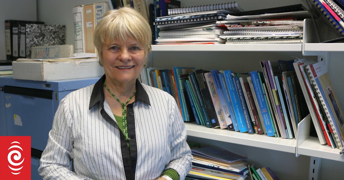 Reinstating training incentive allowance 'not going to cut it ...