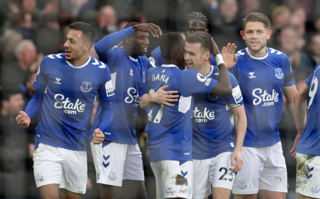 Everton and Forest climb out of relegation zone | RNZ News