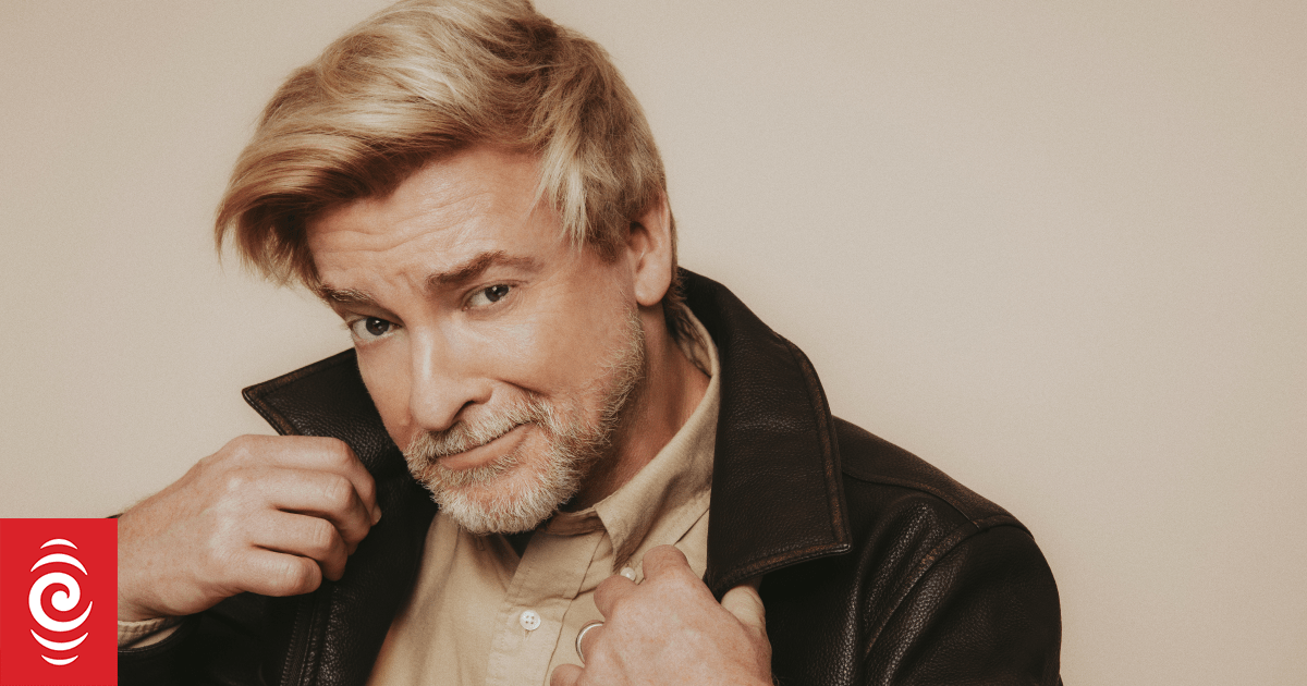 Comedian Rhys Darby returns with new stand-up show next year | RNZ News