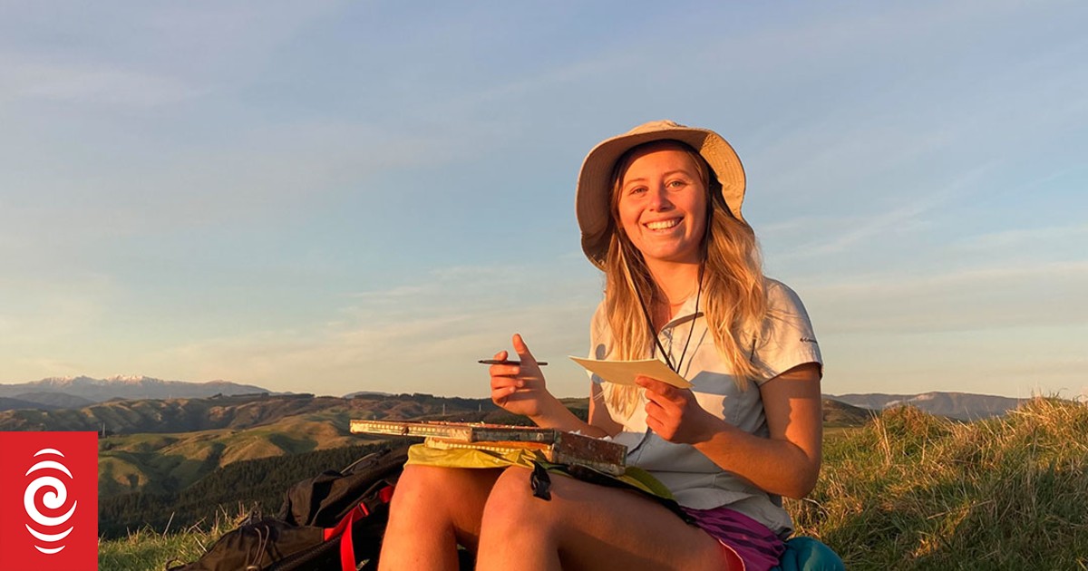 Sarah Adam captures a famous trail in oils | RNZ