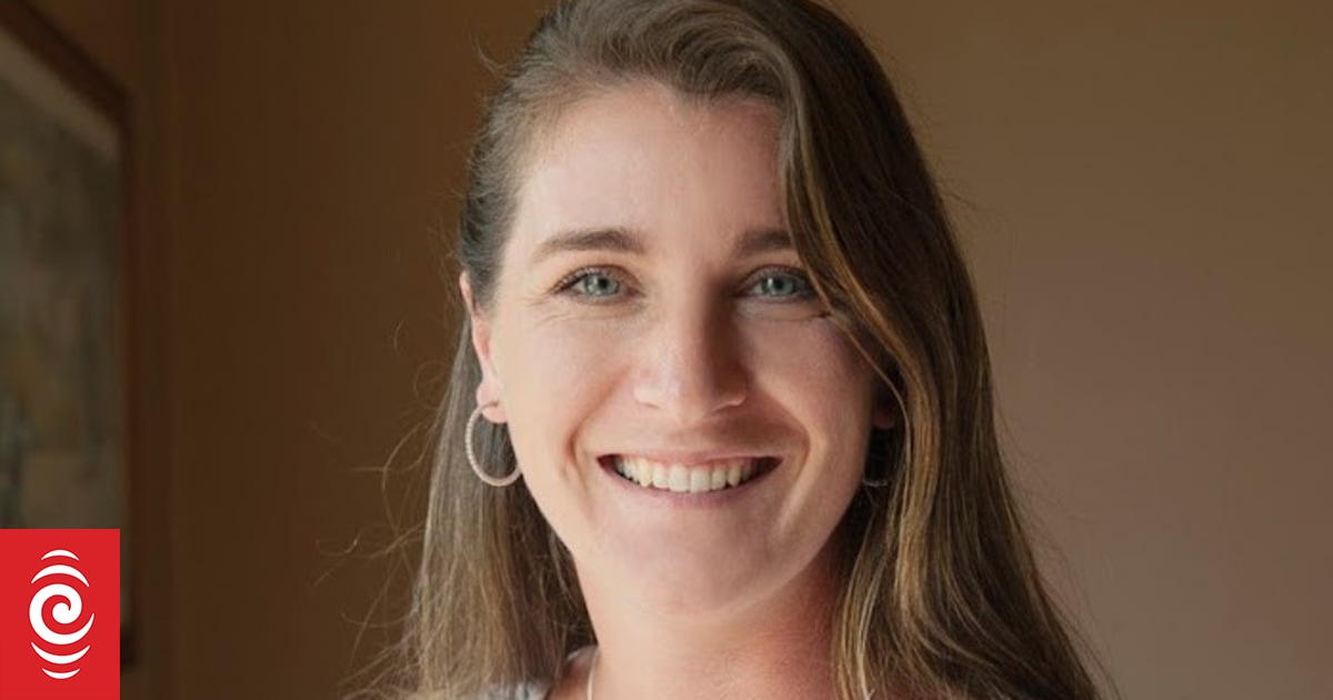 Escaping Utopia: What it takes to break free from Gloriavale | RNZ