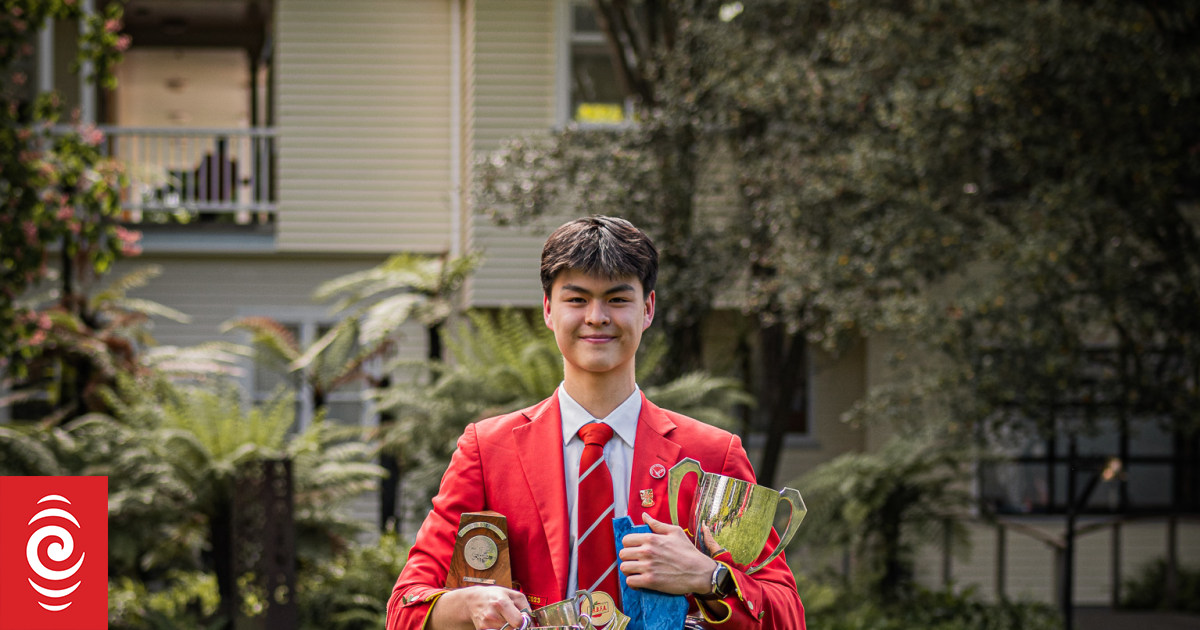 Why star student Leo Guo is Sydney bound | RNZ