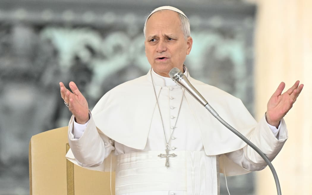 Leo, the first US pope, emerges as pointed Trump critic | RNZ News
