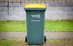 Nationwide changes to recycling to kick in from 1 February 2024 | RNZ News
