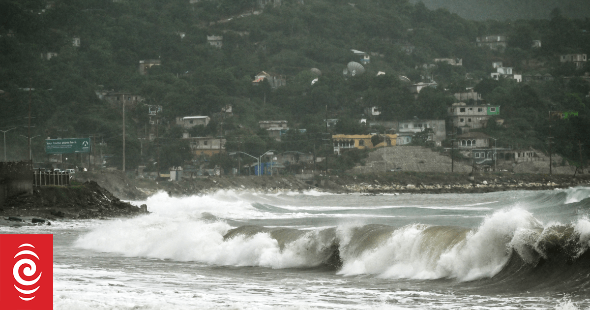 Hurricane Melissa: Caribbean braces for category 4 impact | RNZ News