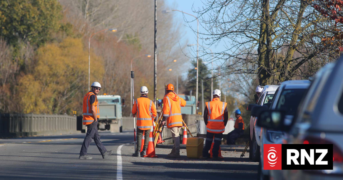 'Urgent' need for second Ashburton bridge - Civil Defence | RNZ