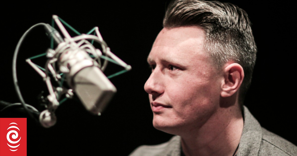 Louis Baker Live on Music 101 | RNZ