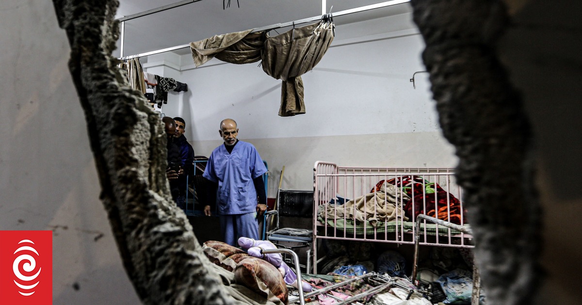 Gaza's Nasser hospital: Fears for patients as Israeli raid continues ...