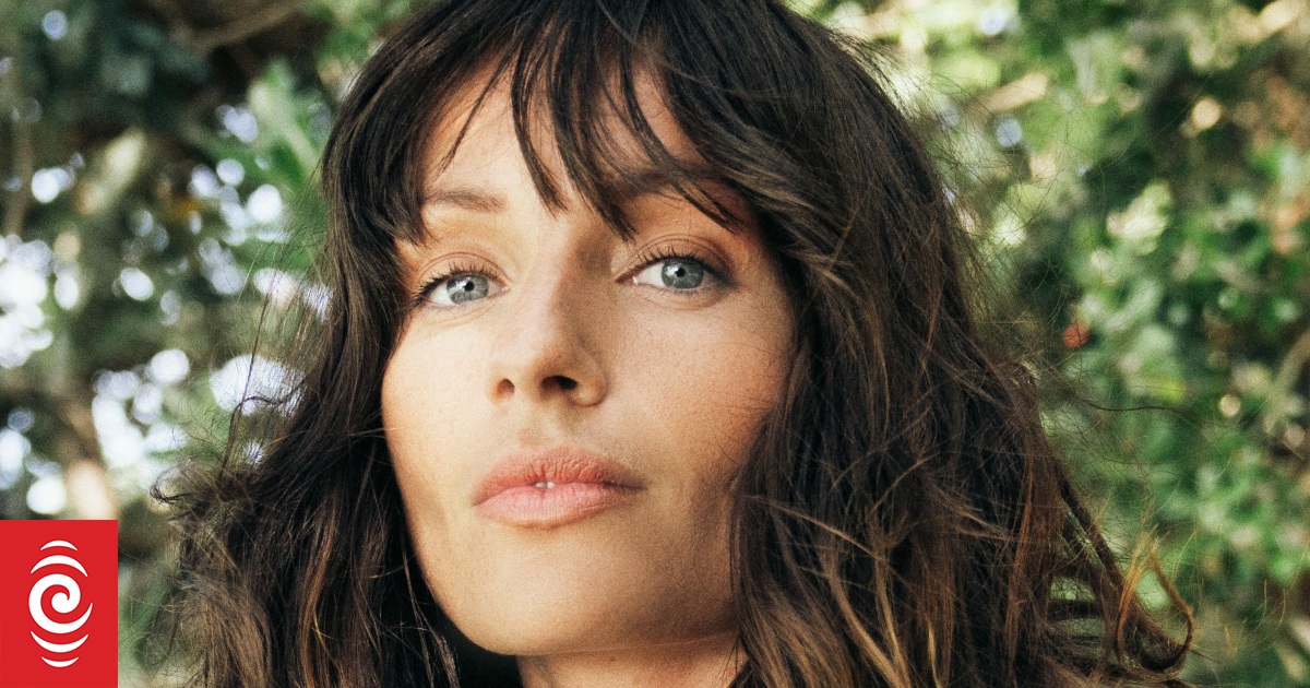 Fast Favourites: Grace Palmer on landing an American sitcom | RNZ