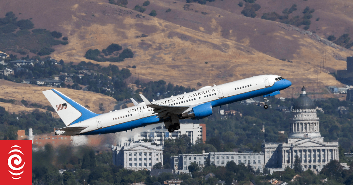 Charlie Kirk's body flown home on Air Force Two, accompanied by US Vice ...