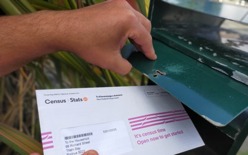 Census officials confident they'll get almost everyone this time ...