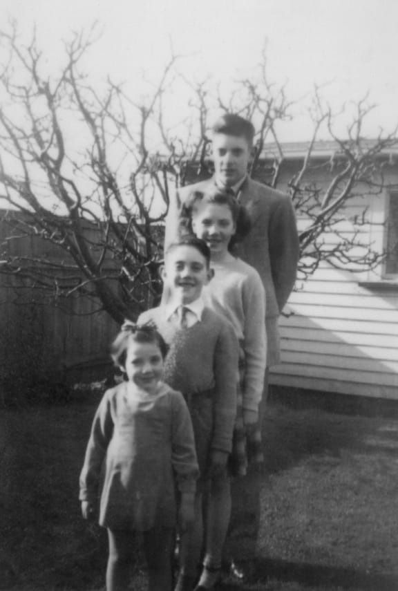 Sir Paul Callaghan, Dancing with Atoms - Shirley Horrocks | RNZ