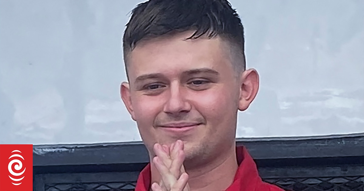 Infamous Aussie tourist Bodhi Risby-Jones returns home after attacking ...