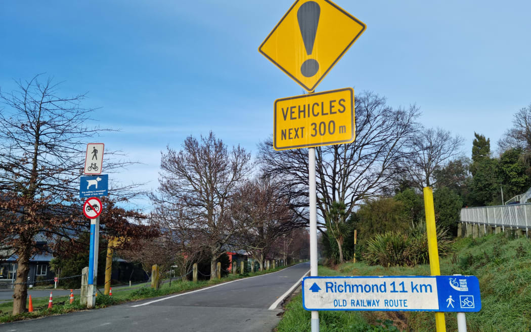 Nelson cyclists and pedestrians identify 82 hazard areas in the city ...