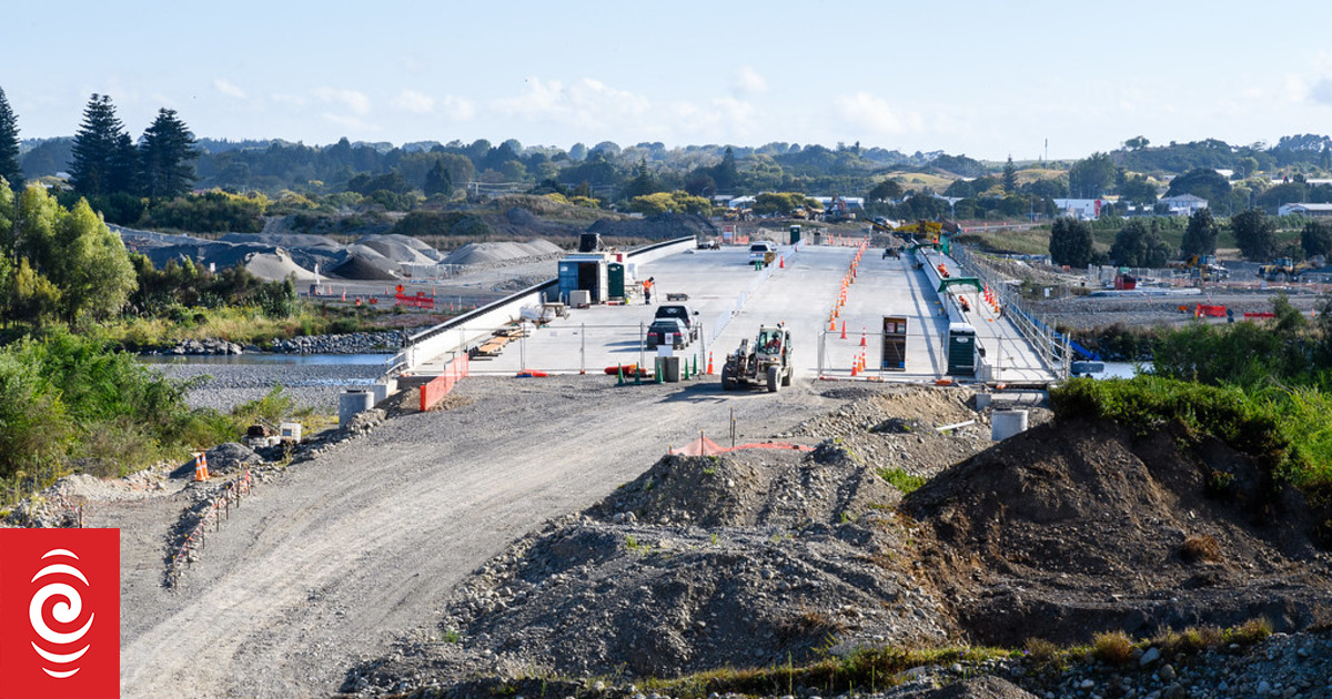 Decision to back track on downgrading Ōtaki-Levin expressway met with ...