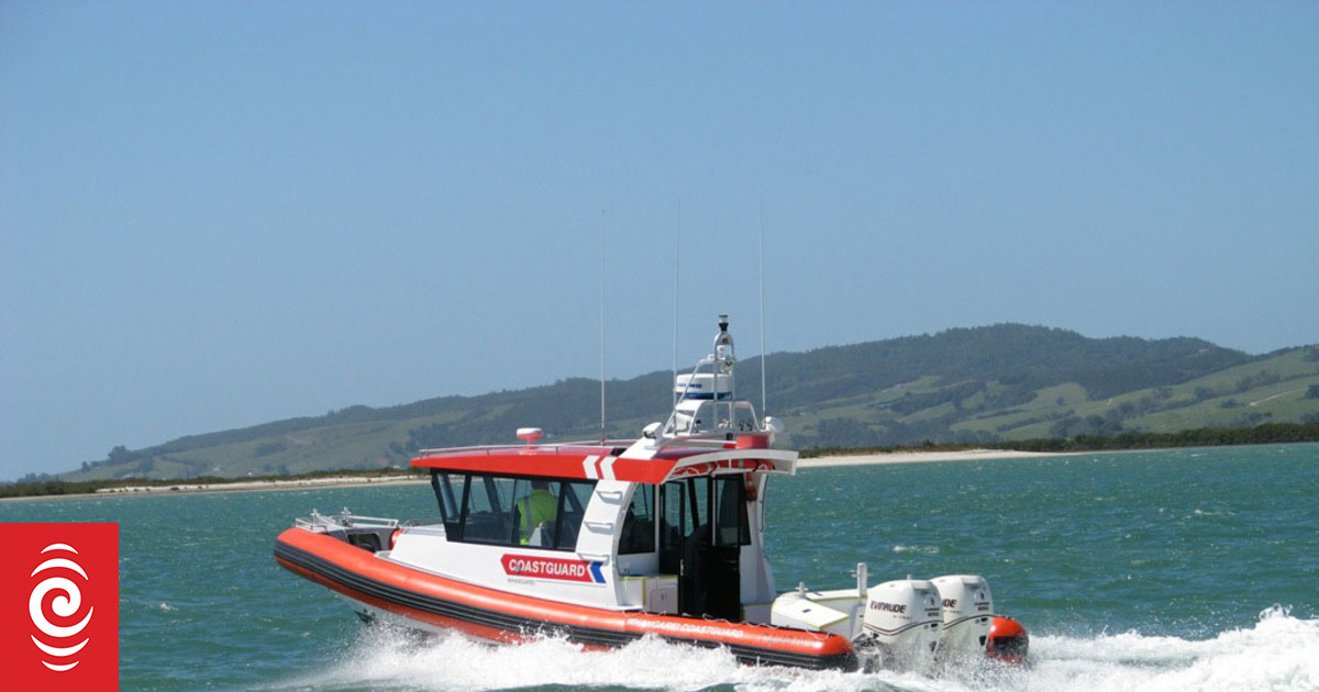 Body found in search for missing jet skier south of Auckland | RNZ News