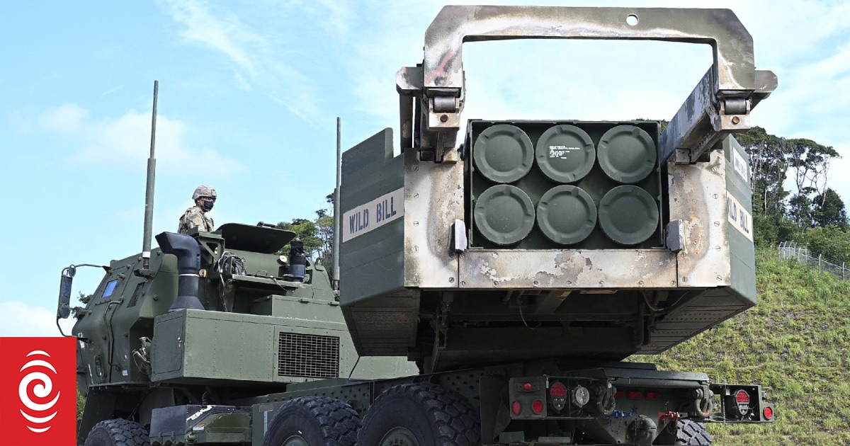 Australia to buy US-made HIMARS artillery rocket system | RNZ News