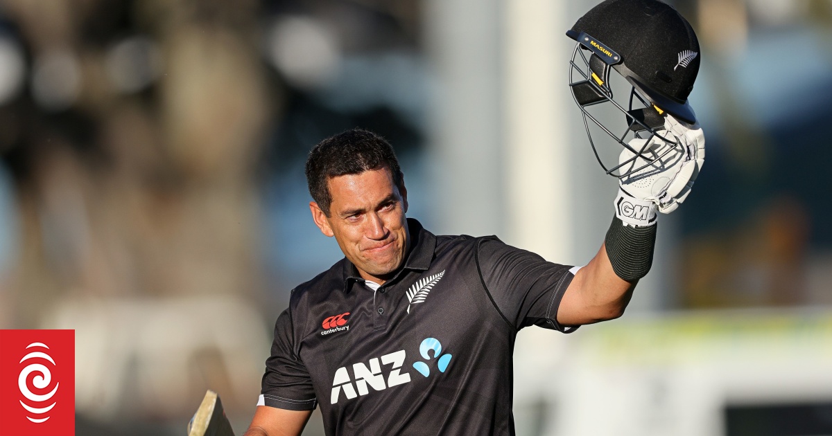 Cricket: Ross Taylor switches to Samoa ahead of T20 World Cup | RNZ News