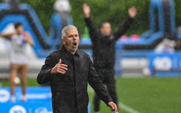 Auckland FC fight back to draw in fiery encounter | RNZ