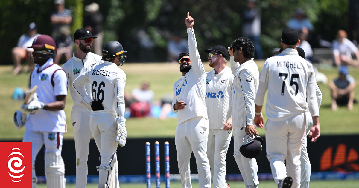 Live: Black Caps v West Indies - third test, day three | RNZ News
