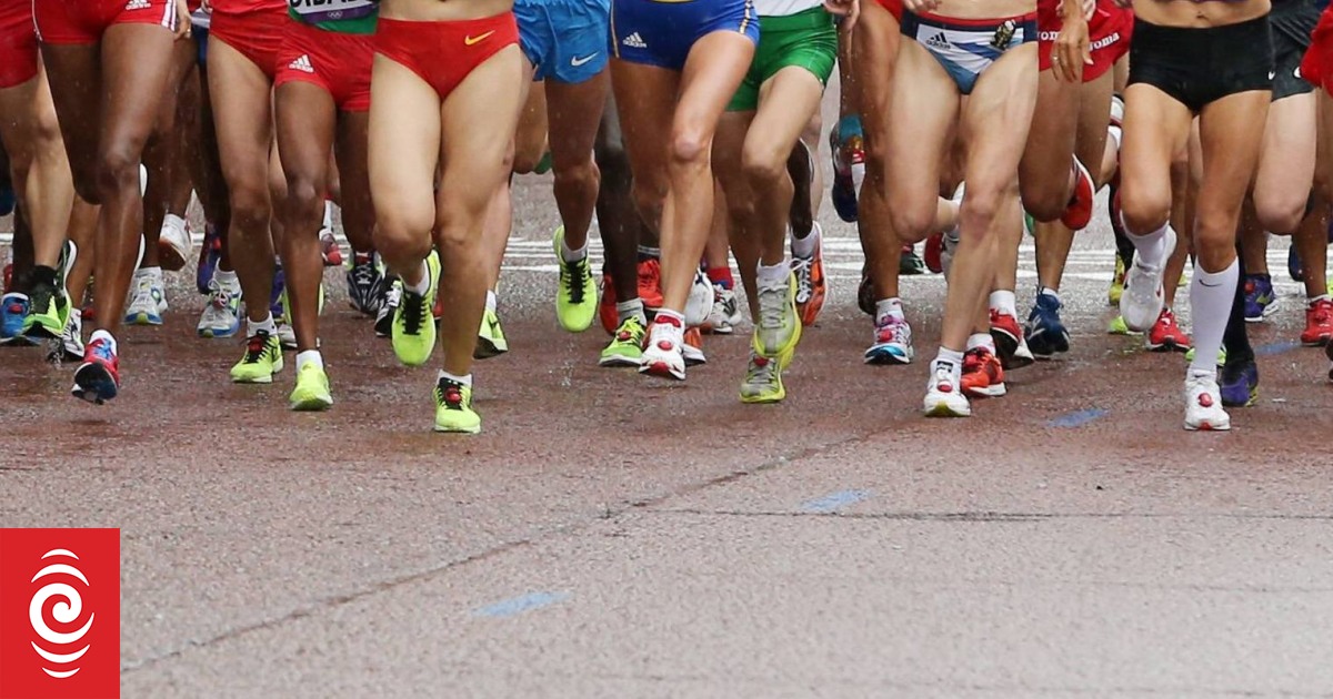Ultra marathon runner disqualified after taking car | RNZ News Ultra marathon runner disqualified after taking car | RNZ News