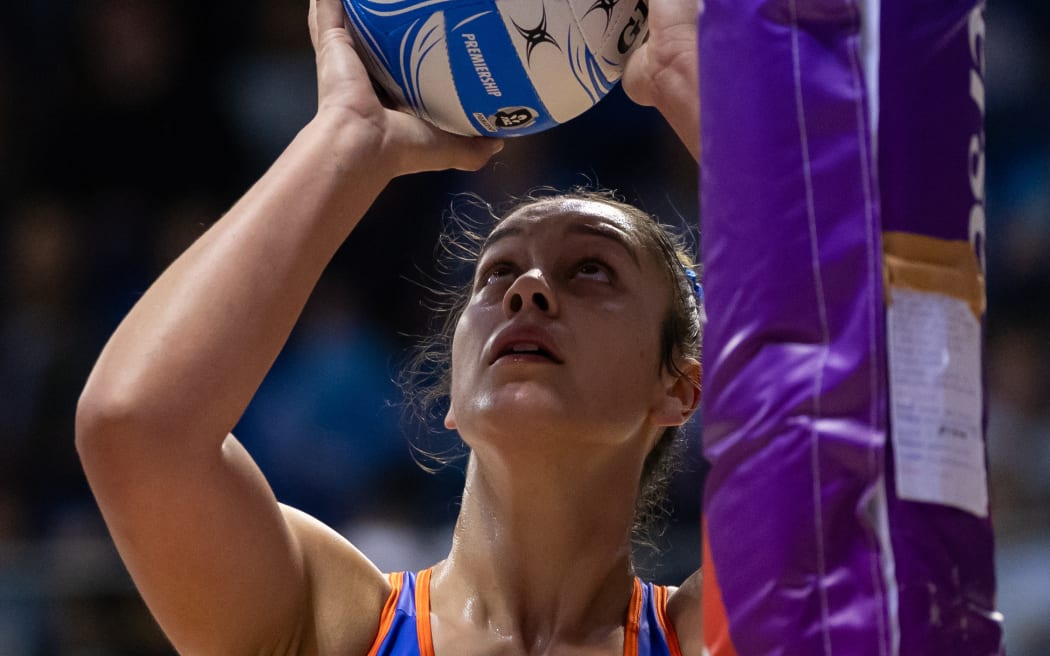 Mystics clinch extra-time win over Steel to move into top spot | RNZ News