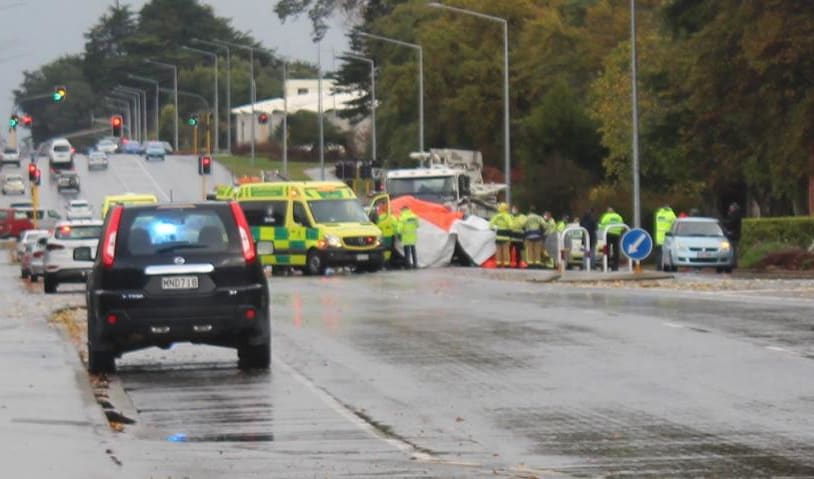 Multiple fatalities reported in Invercargill crash | RNZ News