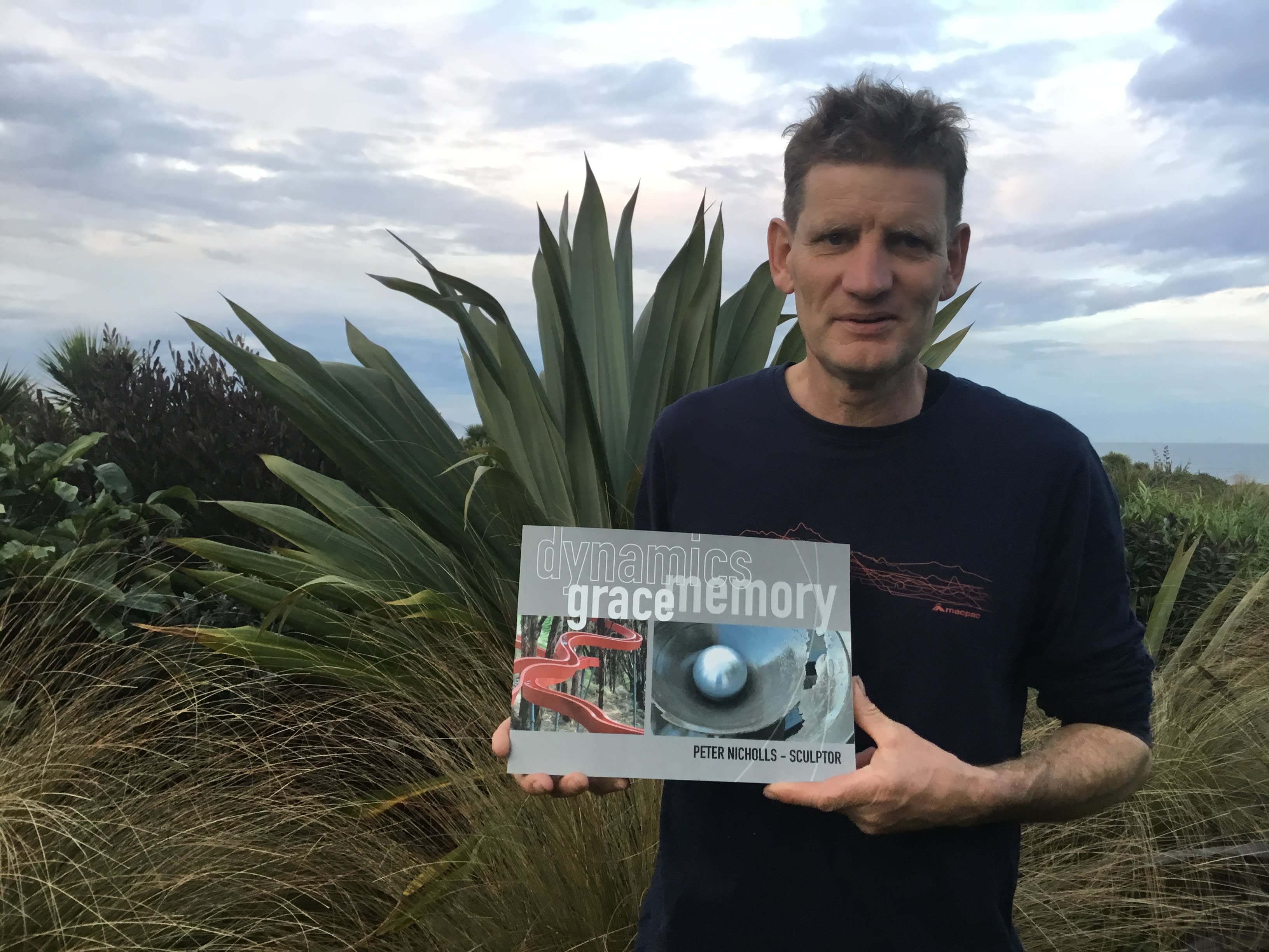 Peter Nichols sculptor - 60 years of creating | RNZ