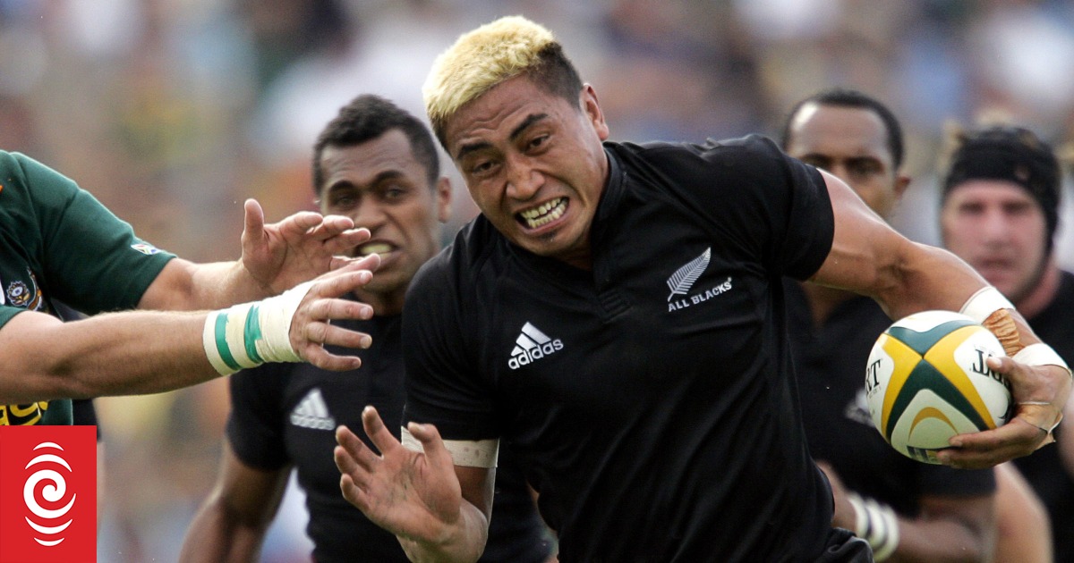 Tributes for 'extraordinary' former All Black captain | RNZ News
