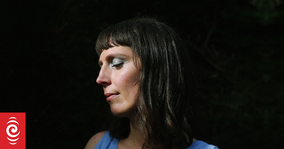 Amiria Grenell performs tracks from her new album ‘The Winter Light’ | RNZ