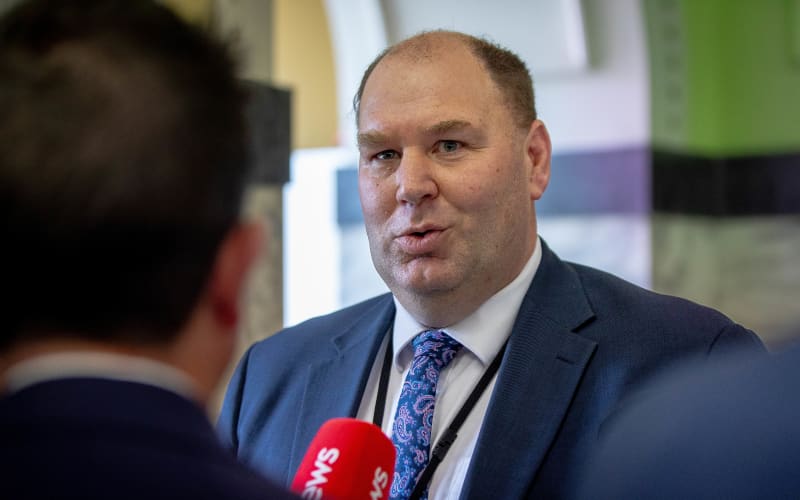 Government backtracks on live animal export plans | RNZ