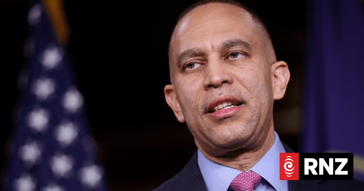 House Minority Leader Jefferies unleashes furious response to Trump ...