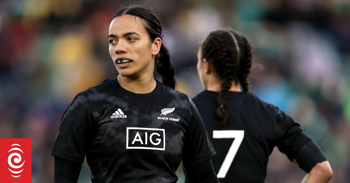 Black Ferns tinker with team for opening World Cup match | RNZ News