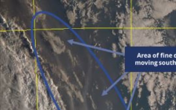 Australian dust cloud expected to hit parts of New Zealand today | RNZ News
