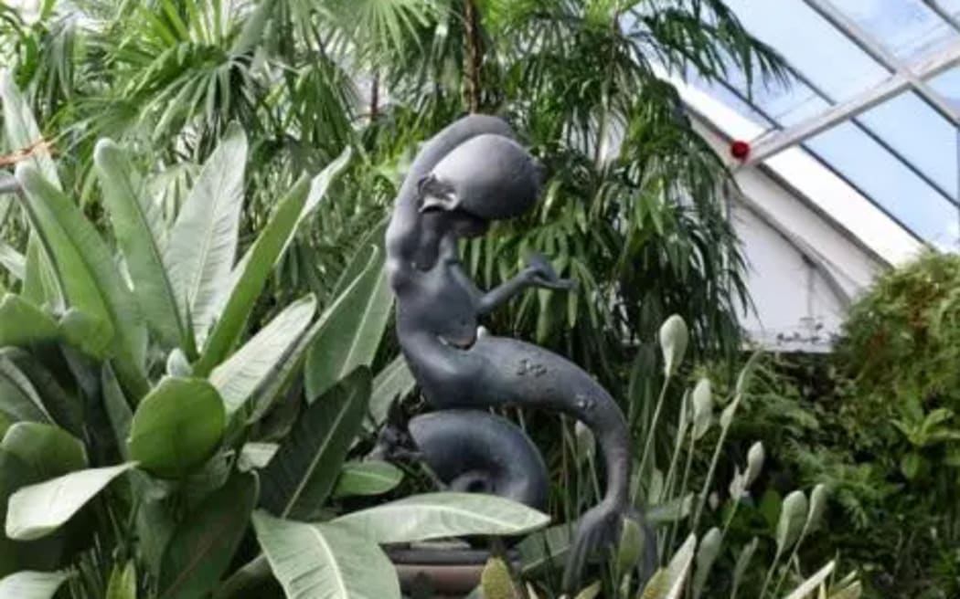 Remembering Paul Dibble, big-hearted Kiwi sculptor | RNZ News