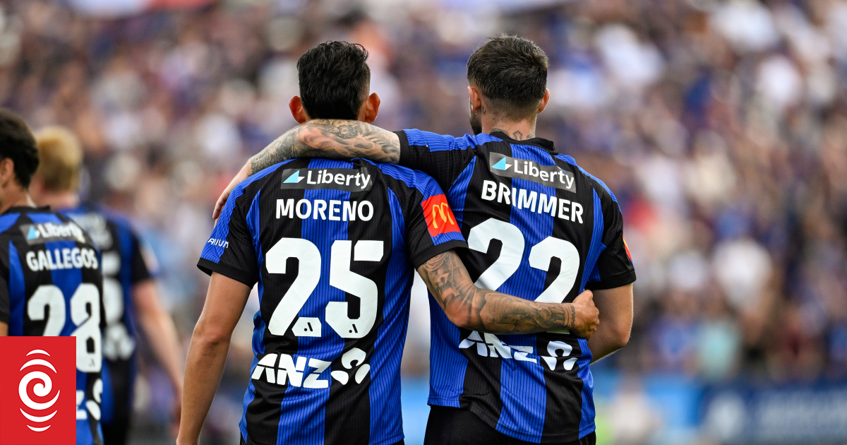 Auckland FC trying to stay 'humble' as A-League lead grows | RNZ News