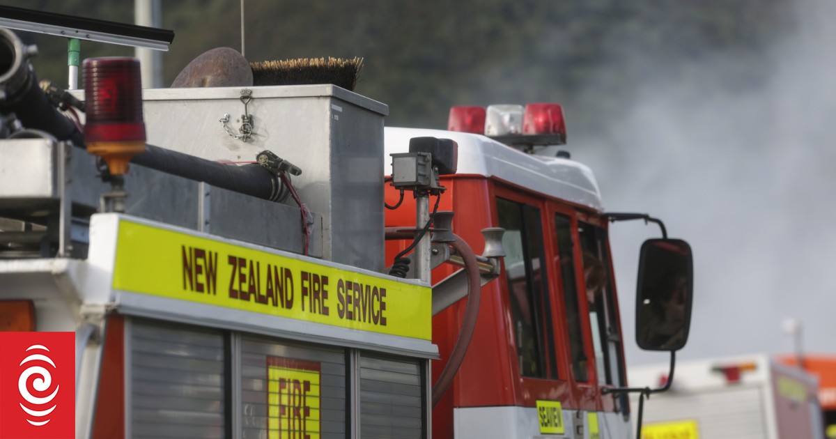 Nelson fire destroys isolated bach | RNZ News