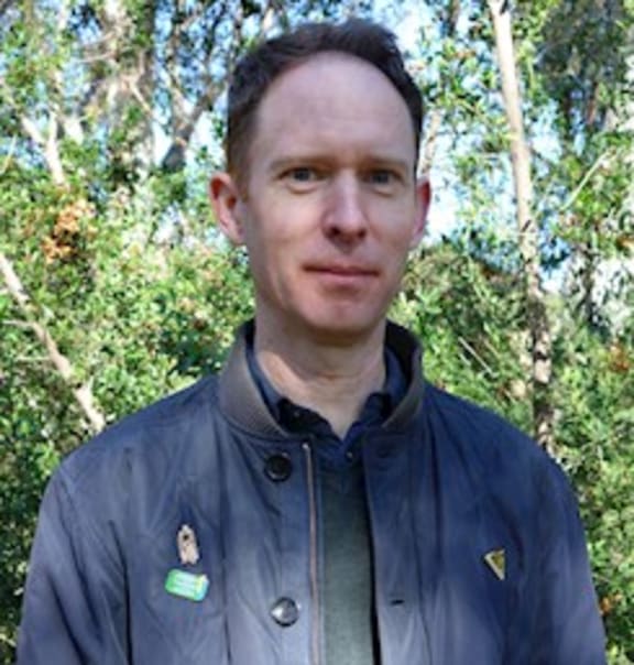 Gretchen Albrecht, Luke Smythe: Between gesture and geometry | RNZ