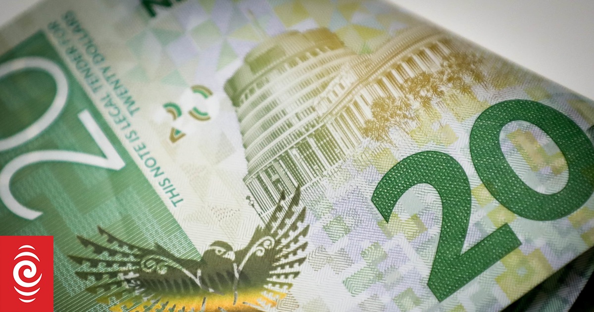 Inflation predicted to reach highest level in 30 years | RNZ News