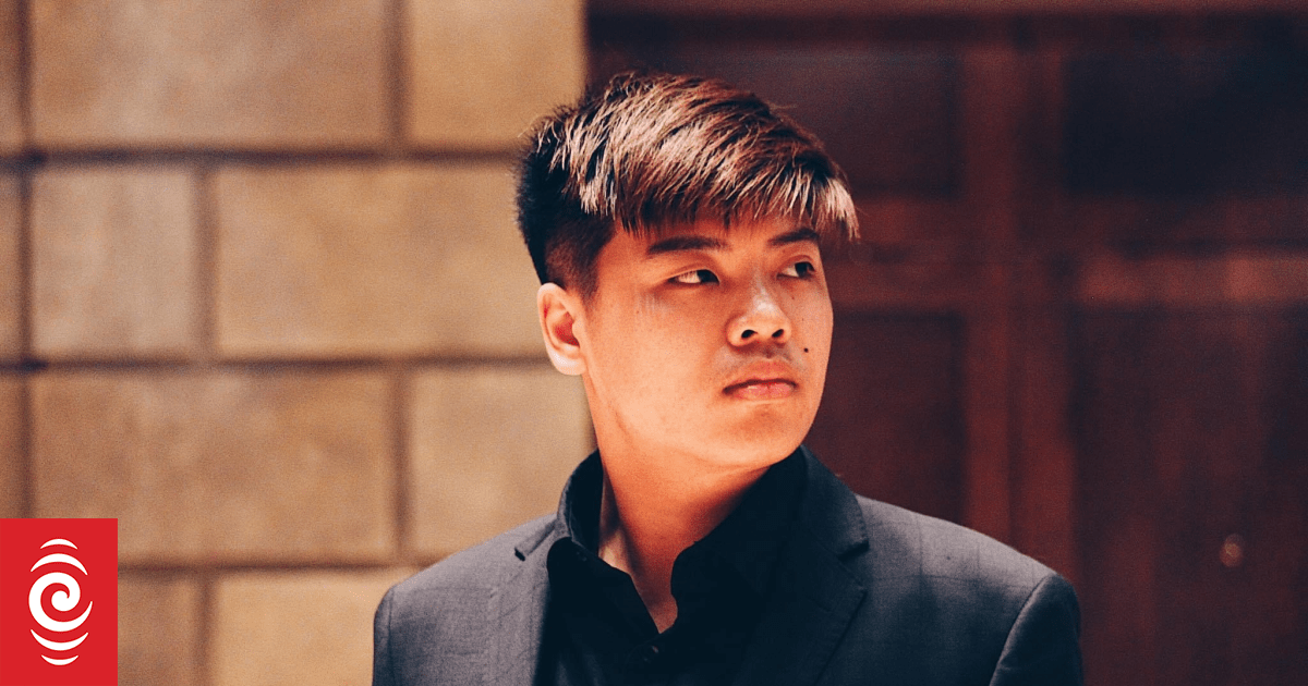 Tony Yan Tong Chen: back with the old band | RNZ