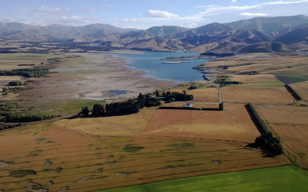 Water shortage notice issued for Lake Opuha's dam | RNZ News