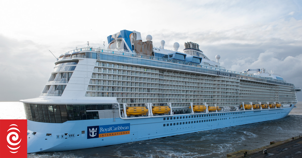 AK businesses eager for return of cruise ships in October | RNZ