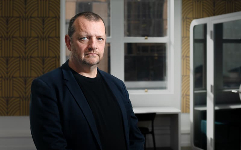 New Zealanders losing more money to online credit card scams | RNZ