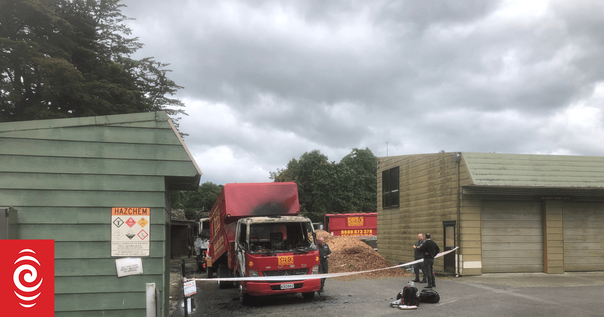Suspicious fire engulfs multiple trucks overnight in Invercargill | RNZ ...