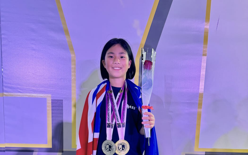 华裔国际象棋 “神童” 鲁夏菡，以天资与勤奋创新西兰纪录 | RNZ News