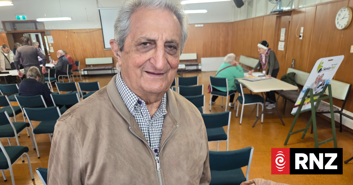 'Technostress' causing older people to feel shut out by digital world ...