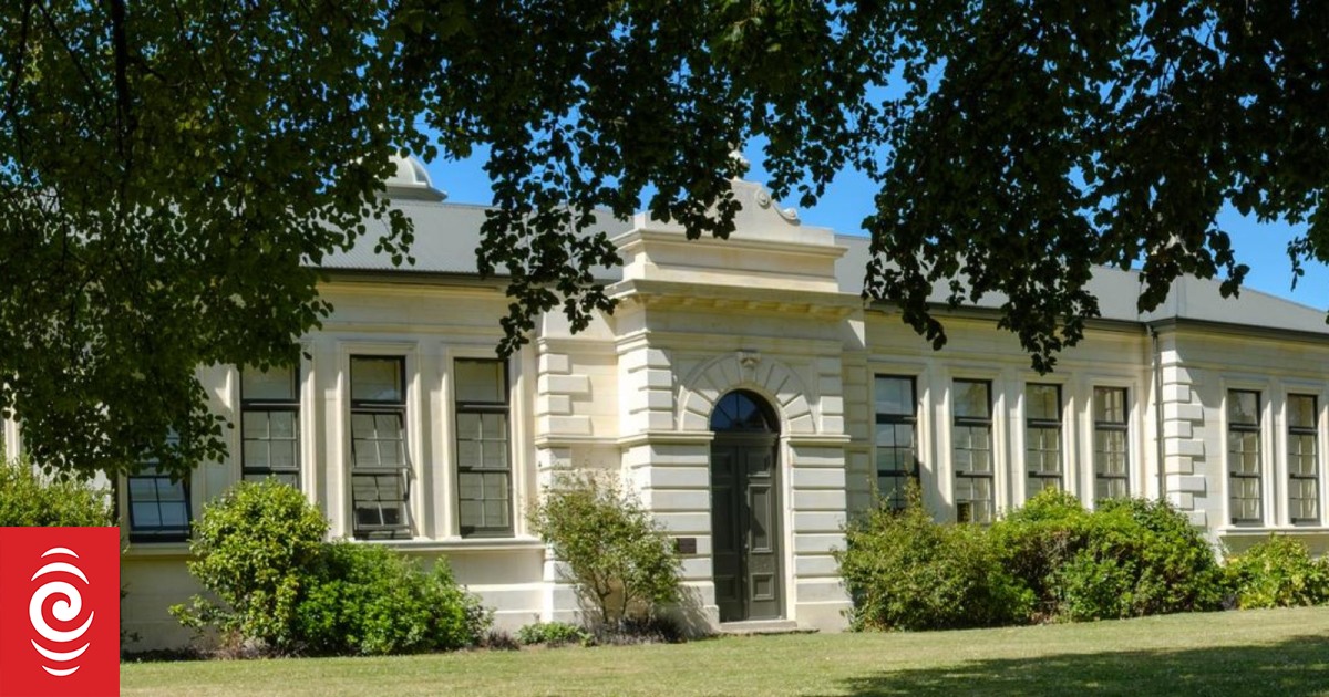 Around the motu : Tess Brunton in Dunedin | RNZ