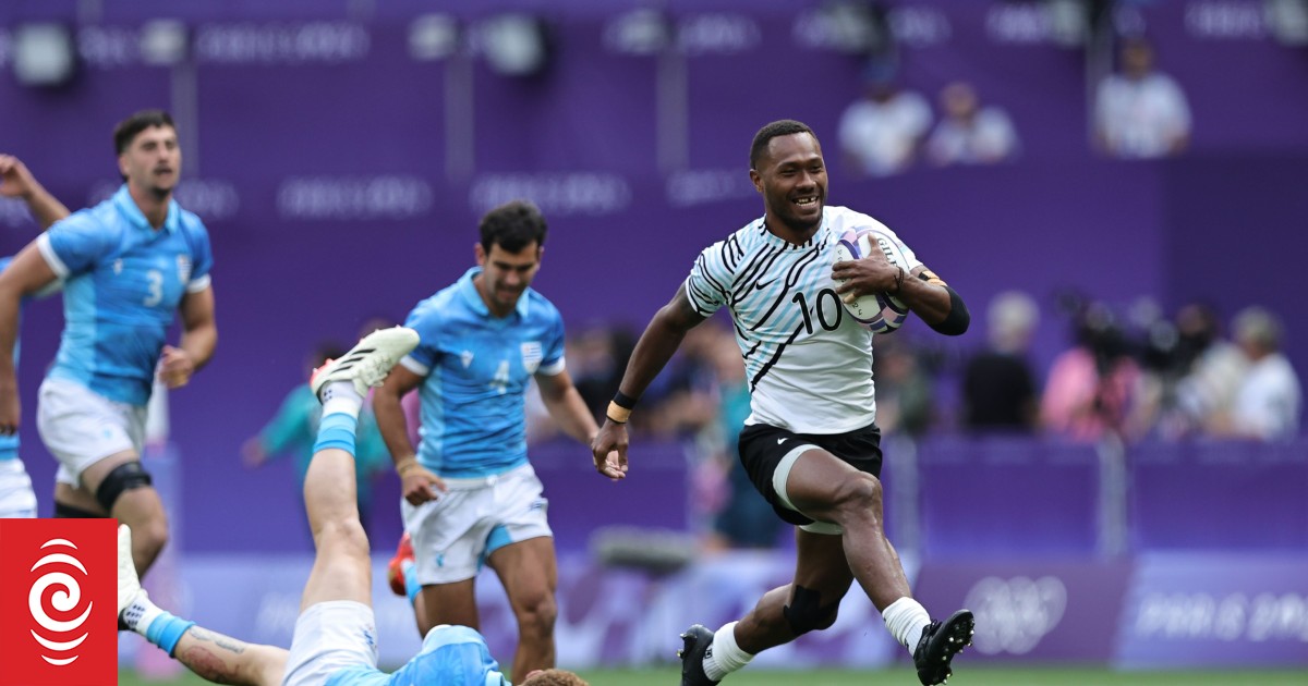 Fiji begins Olympic rugby sevens gold defence with two wins, booking ...